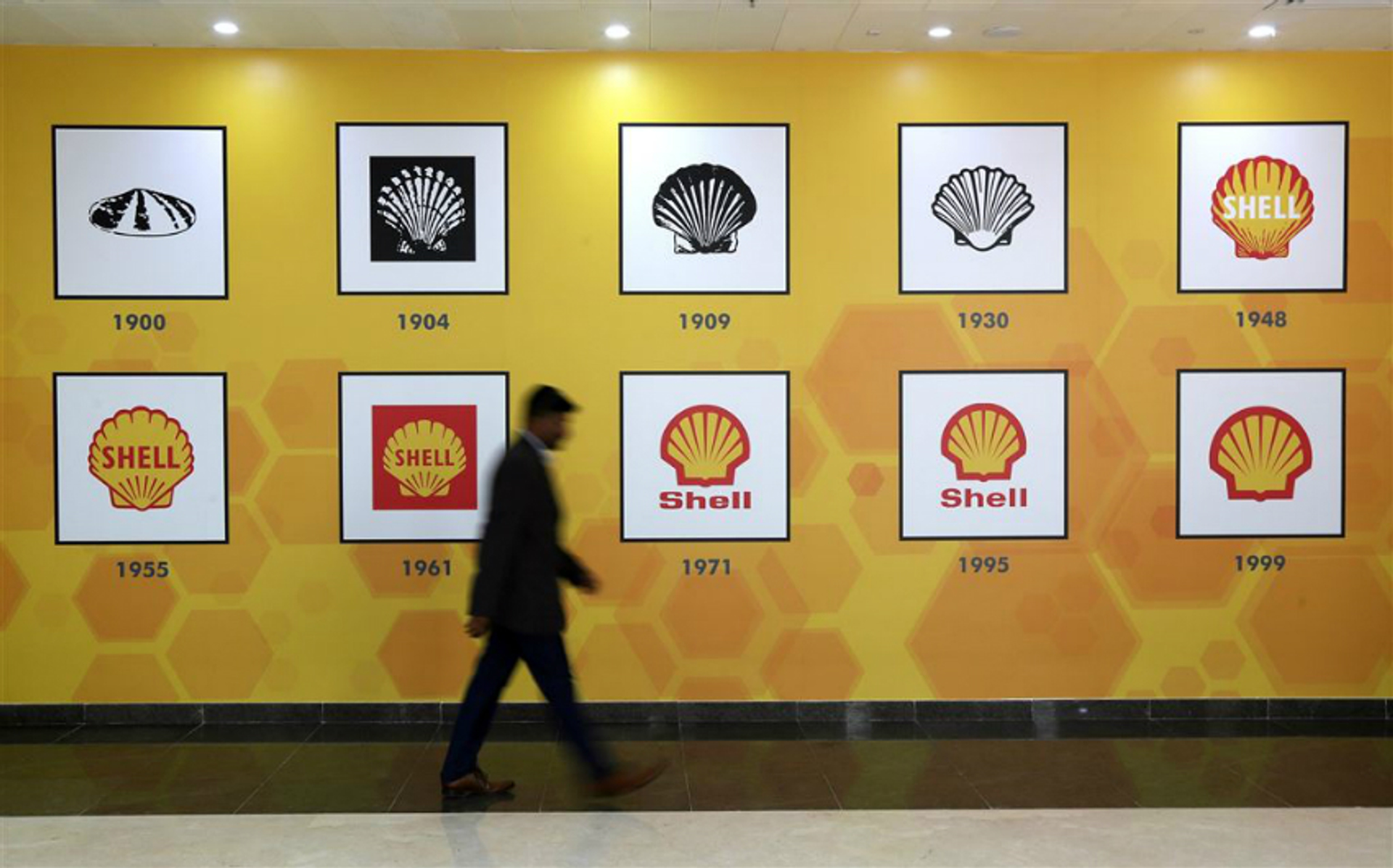 Vijf vragen over de verhuizing van Shell naar het Verenigd Koninkrijk ...